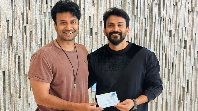 Daali Dhananjaya: ಅಲ್ಲು ಅರ್ಜುನ್‌, ರಶ್ಮಿಕಾ ಸೇರಿ ಪುಷ್ಪ-2 ಟೀಂನ ಪ್ರಮುಖರಿಗೆ ...