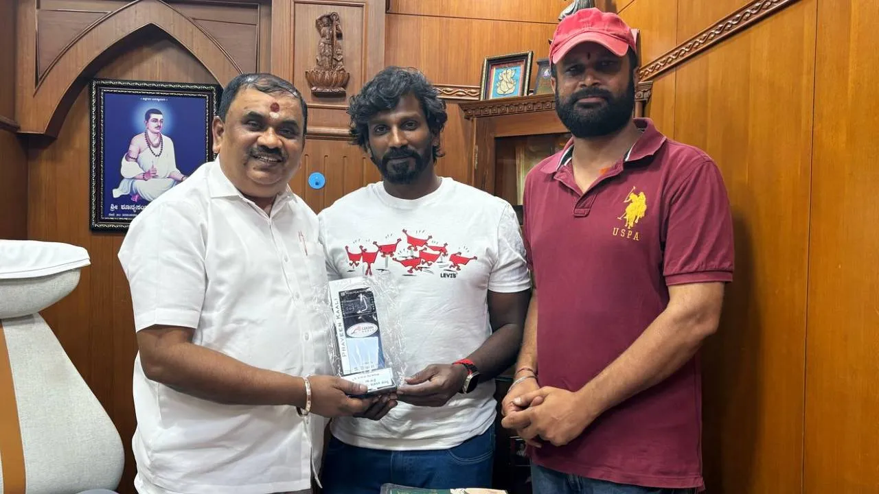 Thane Movie: ‘ಠಾಣೆ’ ಚಿತ್ರದ ಹಾಡಿಗೆ ಕರವೇ ನಾರಾಯಣ ಗೌಡ ಶ್ಲಾಘನೆ Kannada News ...